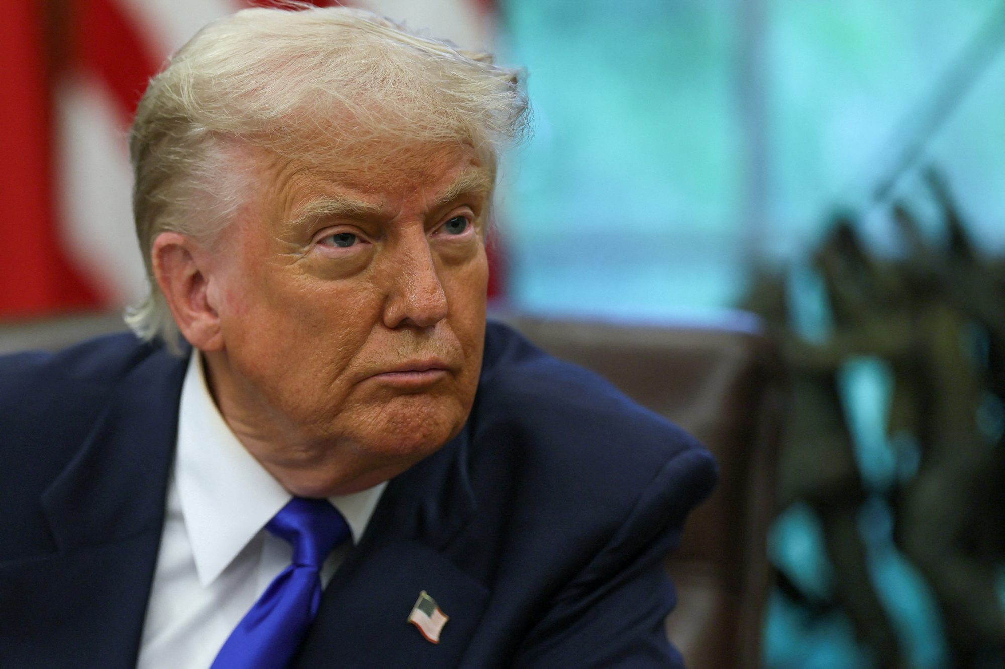 Trump threatens 'all hell' on Iranian regime as protesters take to the ...