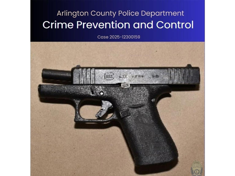 Weapon, robbery by force charges levied against Arlington man: Police