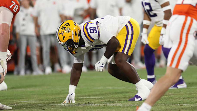 LSU DT Walter Mathis enters transfer portal following latest signings ...