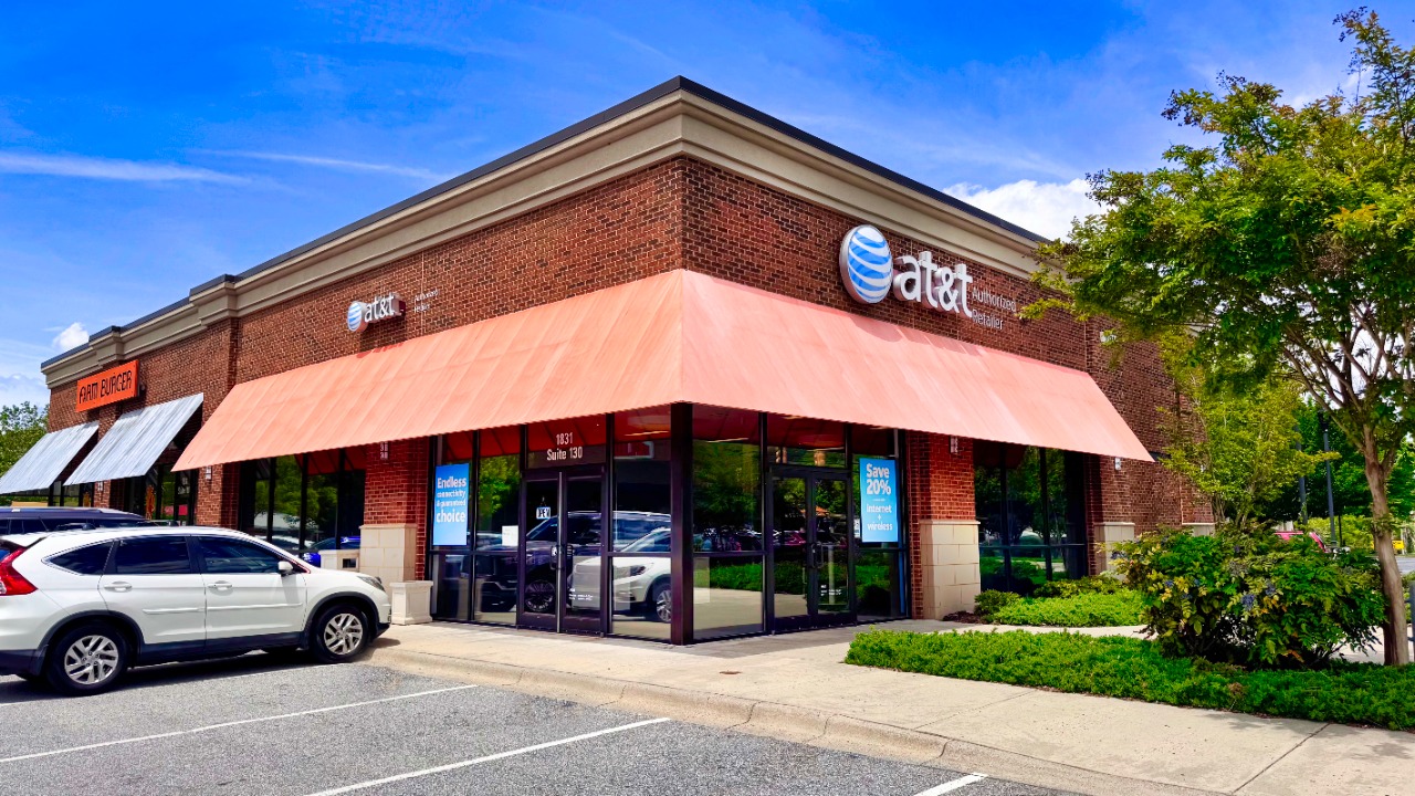 AT&T exits Dallas as it relocates across North Texas