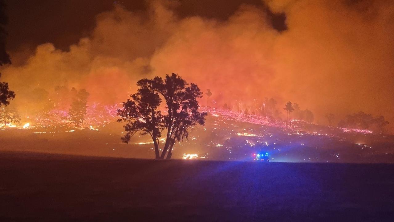 Fire wipes town off map, could jump border