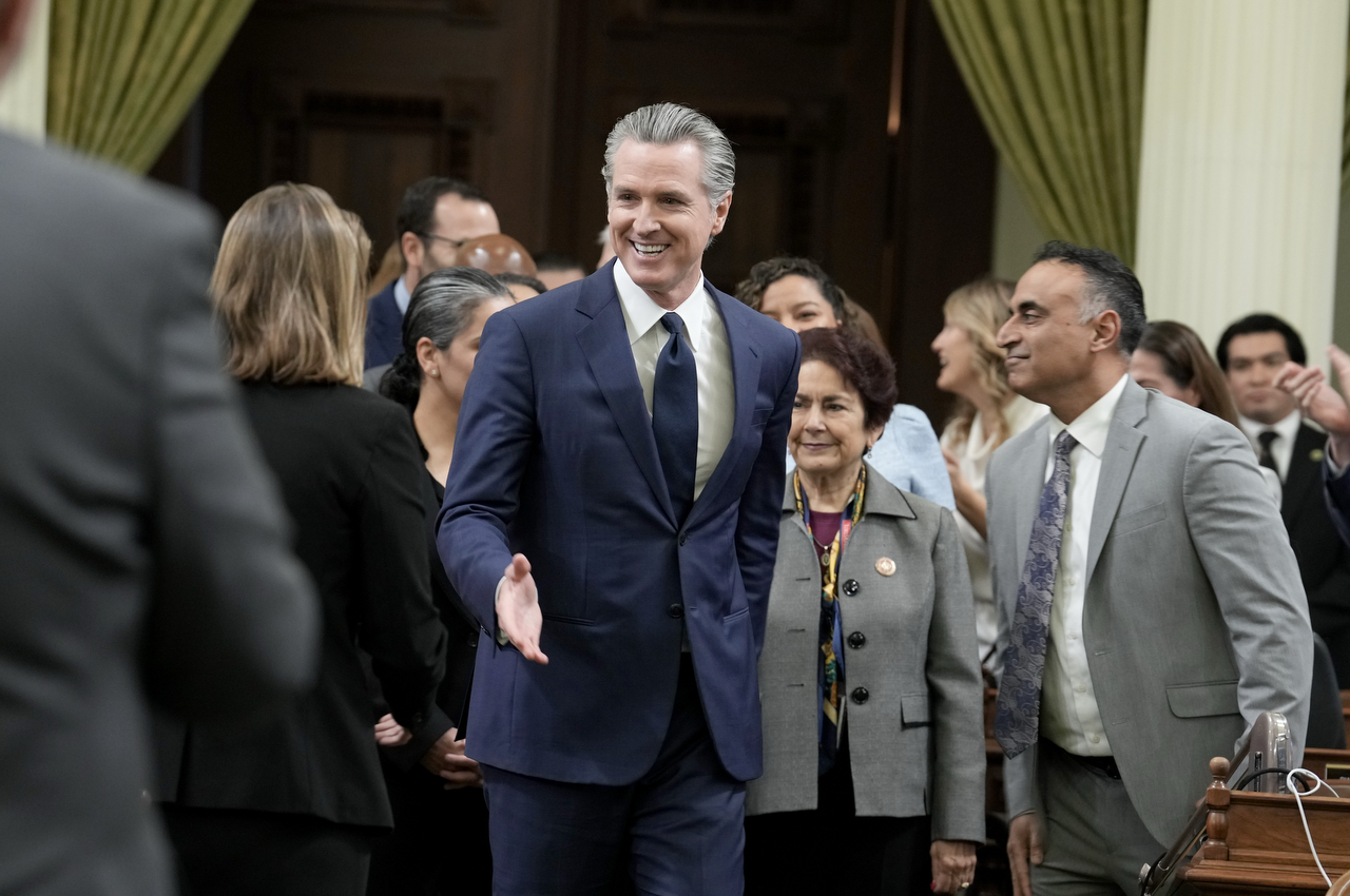 Newsom rips Trump, offers a presidential preview in California speech