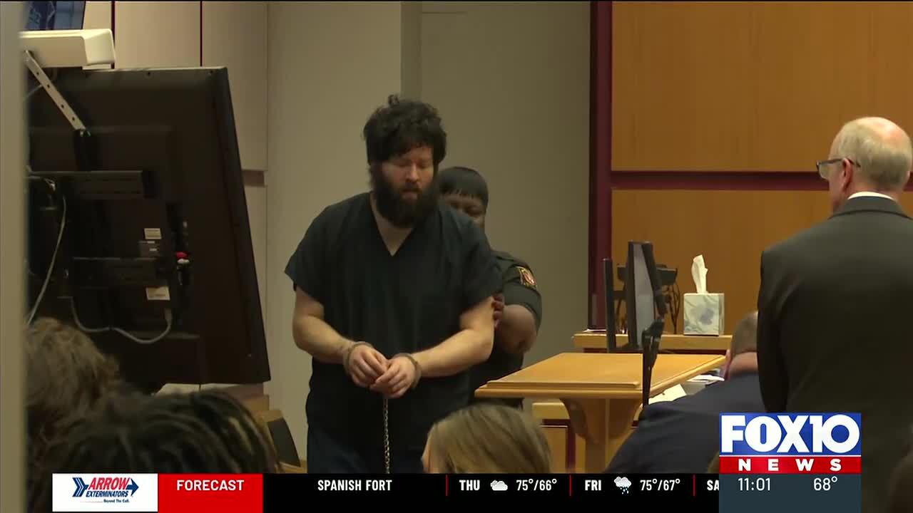 Typical hearing in atypical case: Mobile couple in police officer ...