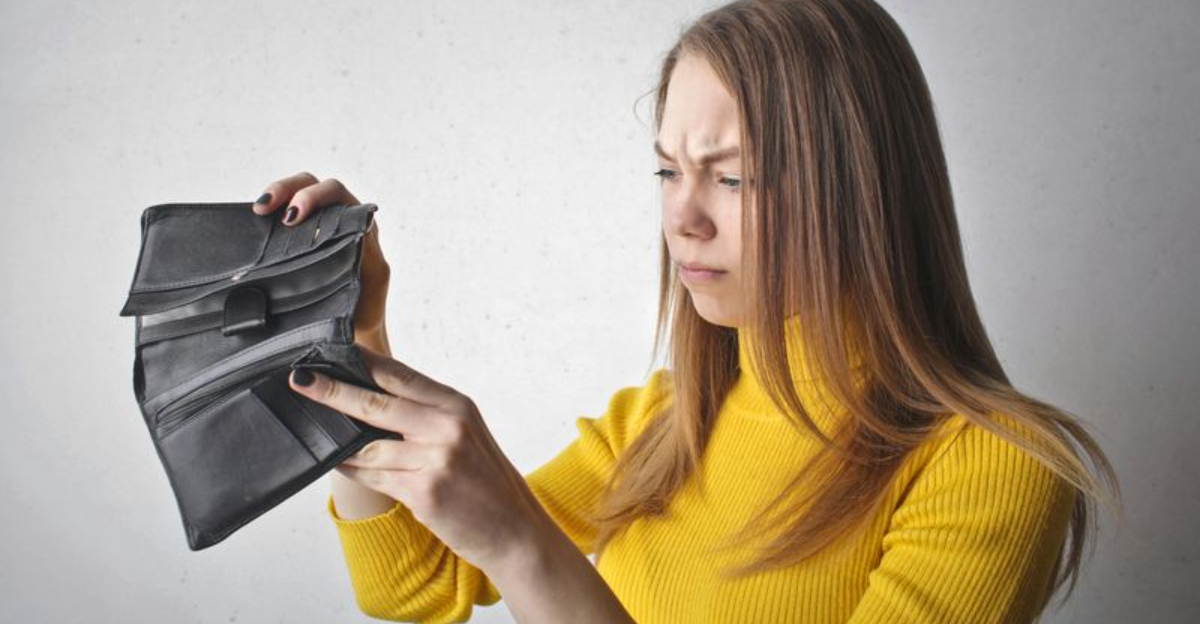 9 things boomers keep in their wallets that leave younger generations ...