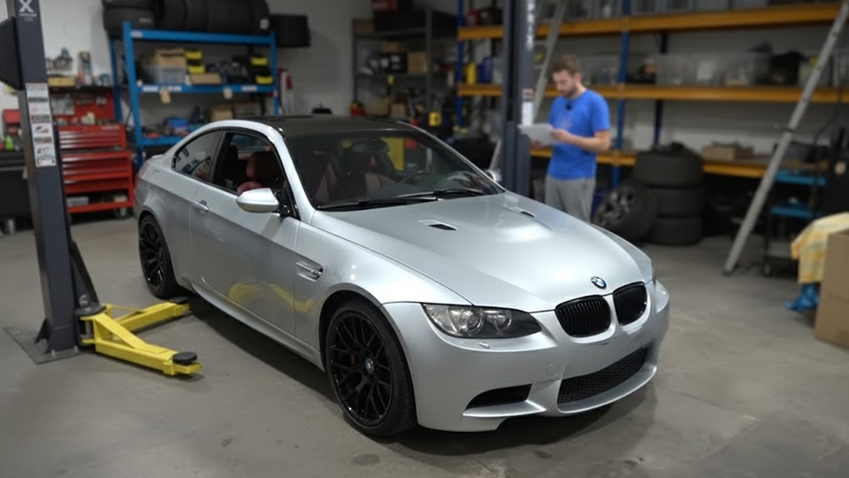 BMW E92 M3 engine inspection