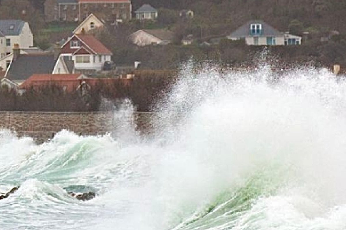 Storm Goretti causes power cuts as 'weather bomb' hits the UK