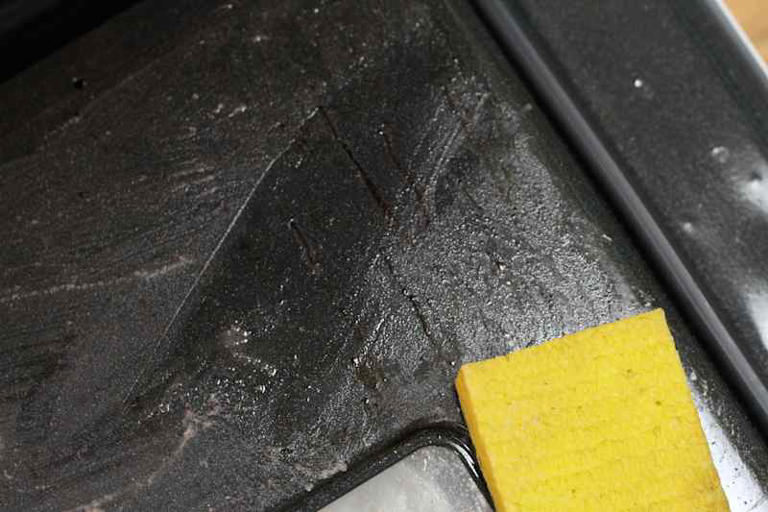 This all-natural method for cleaning an oven is the only one I'll use