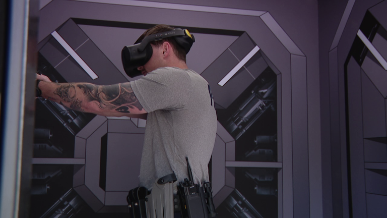 Tampa Police Department rolls out virtual reality training pods to ...