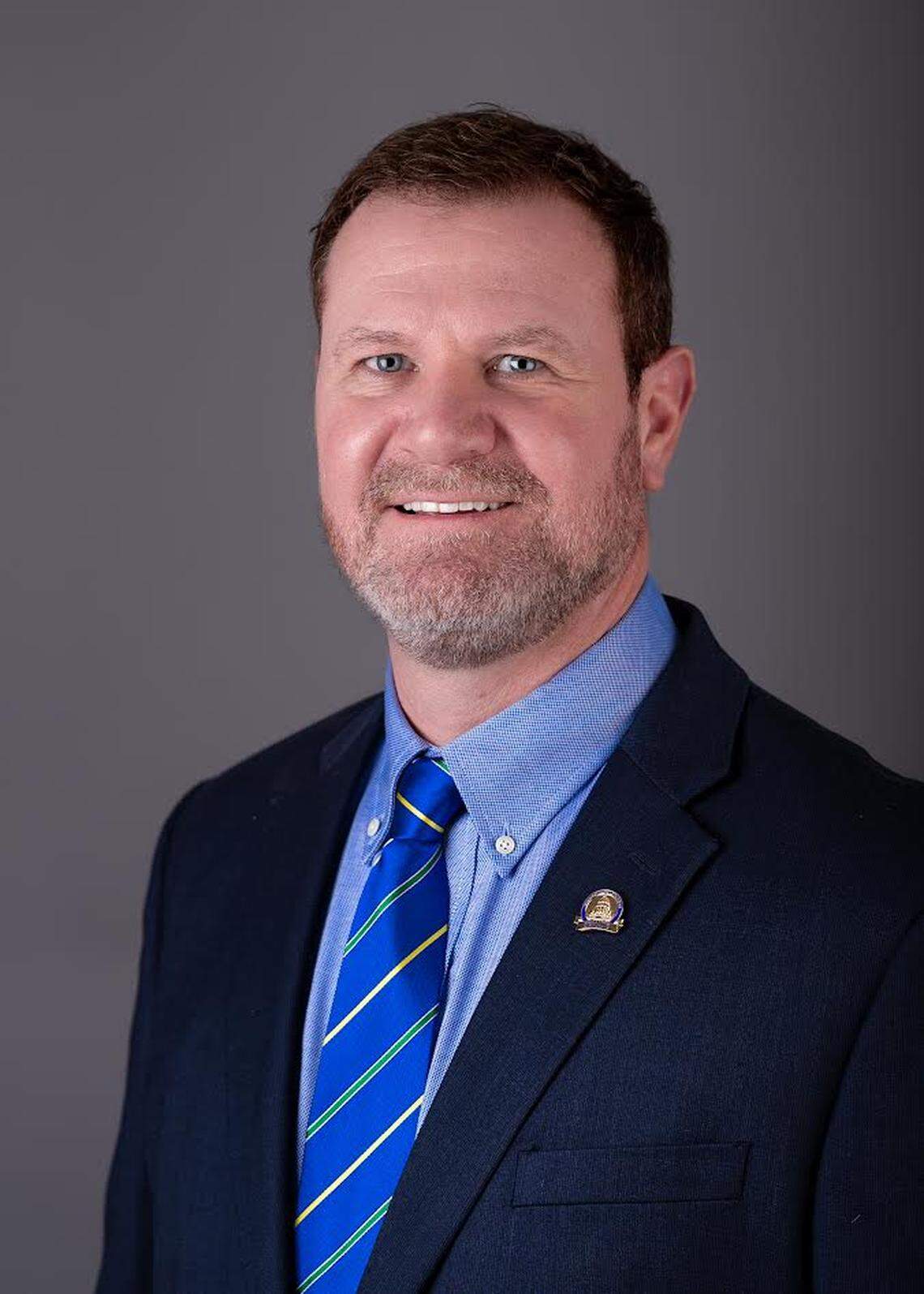'Comply, you don't die.' KY Senate OKs bill criminalizing 'harassing ...