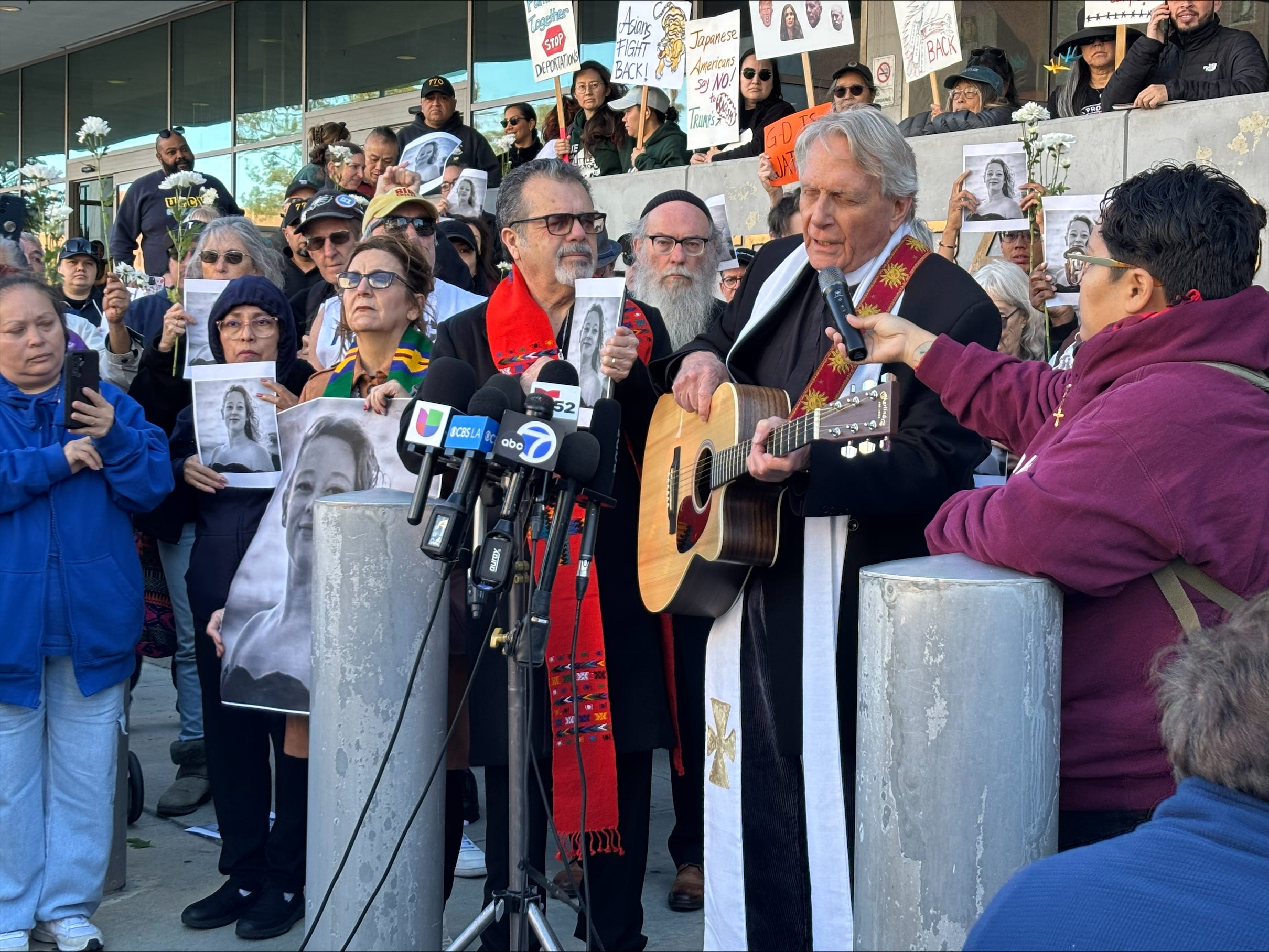 LA rally calls for justice, accountability for Renee Nicole Good