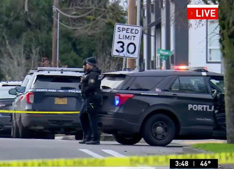 Federal agents shoot man and woman in Portland