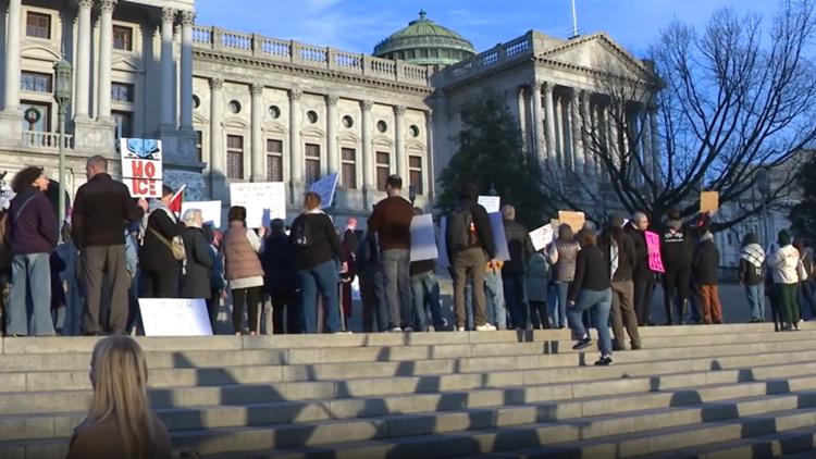 Anti-ICE rally held at Pa. State Capitol following Minneapolis shooting