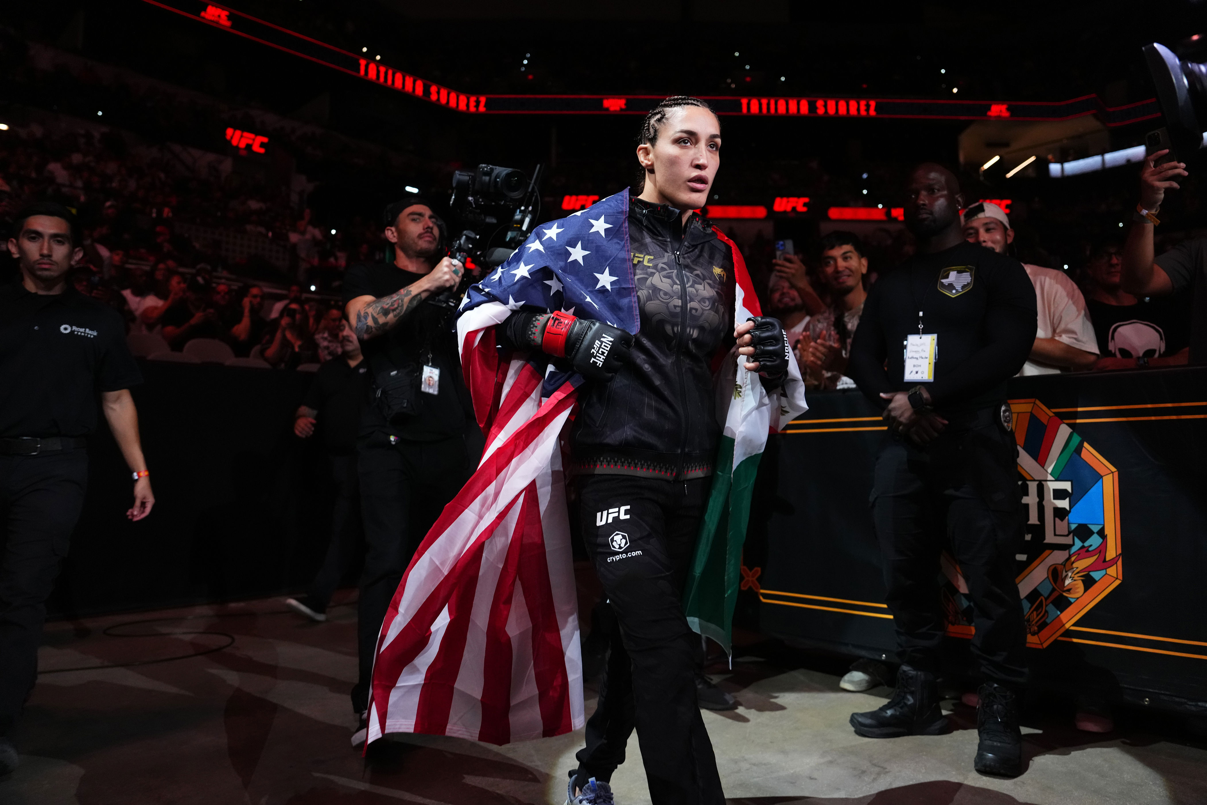 Tatiana Suarez faces Loopy Godinez at UFC 327
