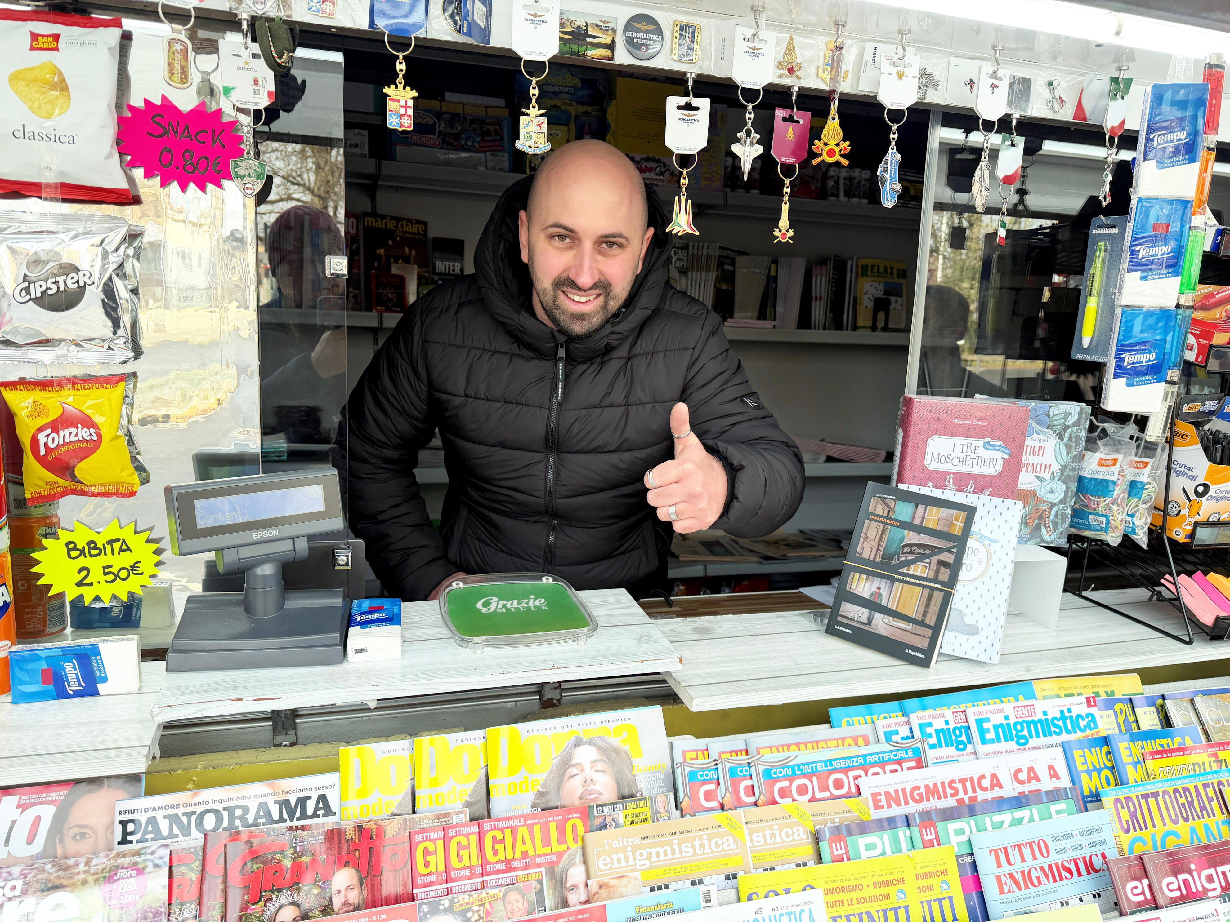 A Pavia rinasce l’edicola di Borgo Ticino grazie a Michael Lombardo ...