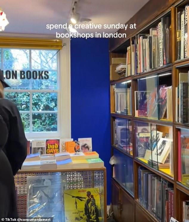 'Absolutely perfect' bookshop in London named best in the world - here ...
