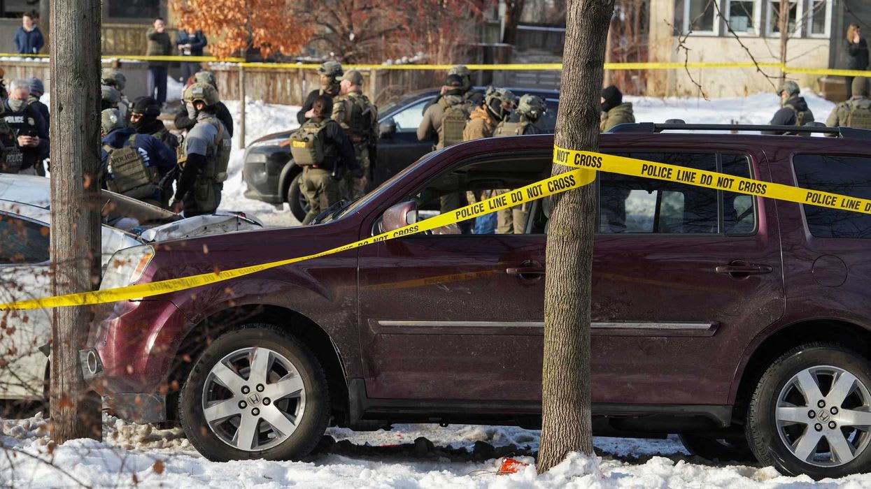 Dem dares Fox News host to show viewers footage of ICE shooting