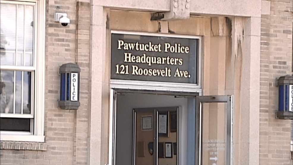 Pawtucket man accused of DUI, child endangerment after crashing into fences