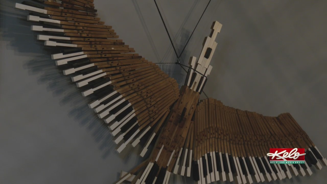 Art show to feature found objects and local artists