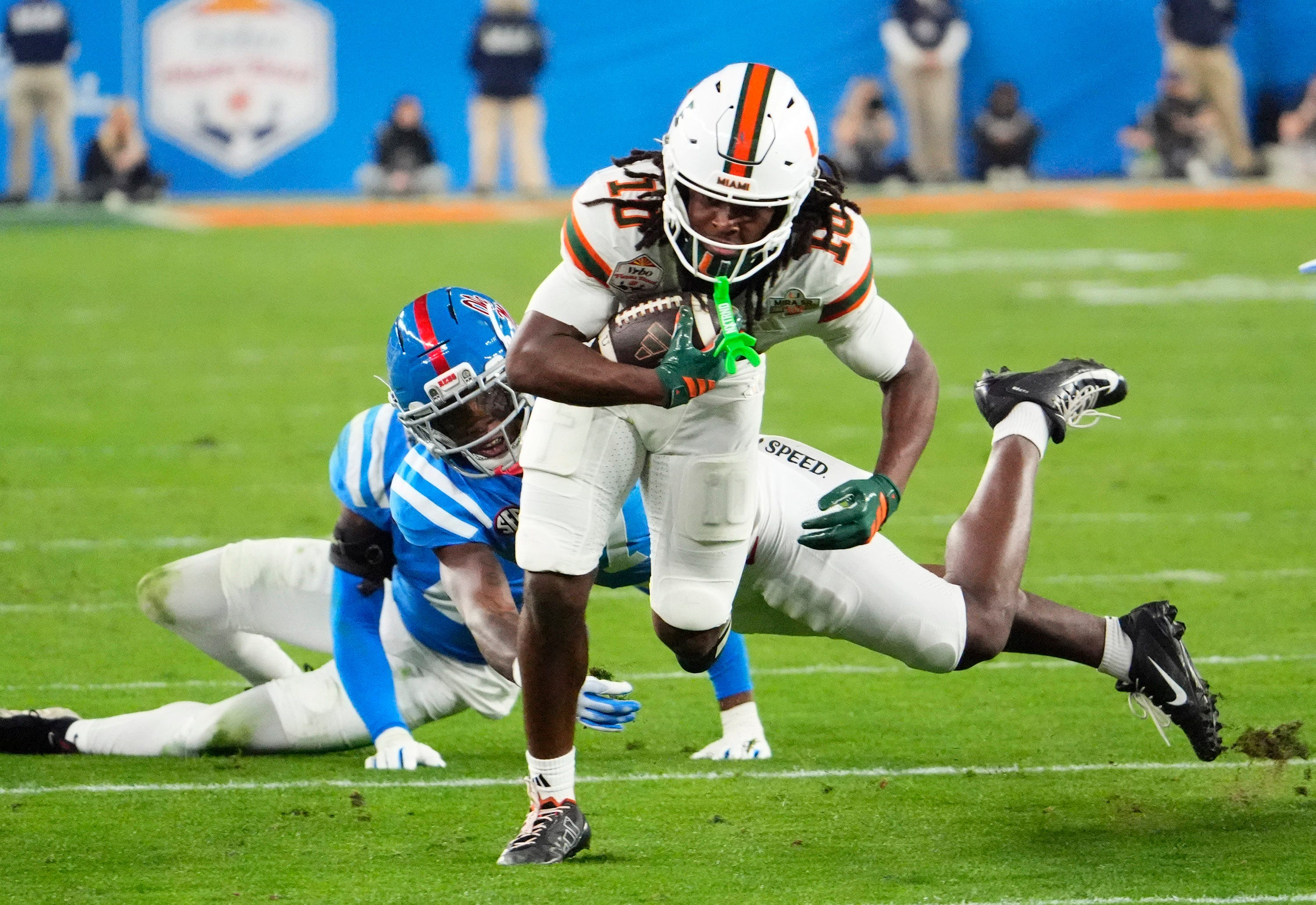 Who plays in 2026 College Football Playoff national championship game?