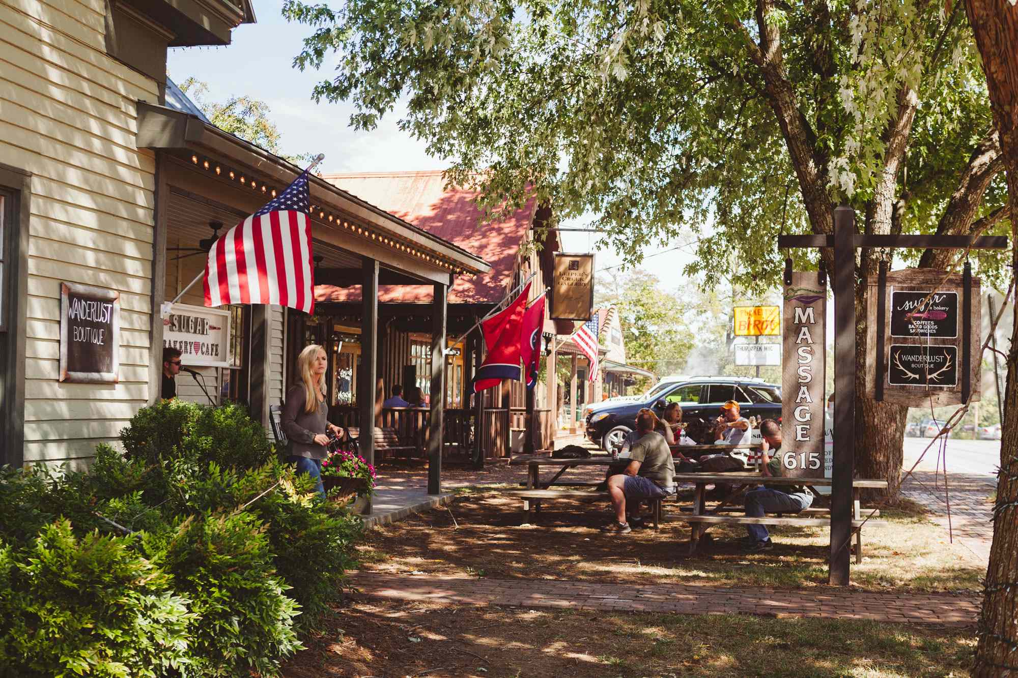 8 romantic small towns in Tennessee for a weekend getaway