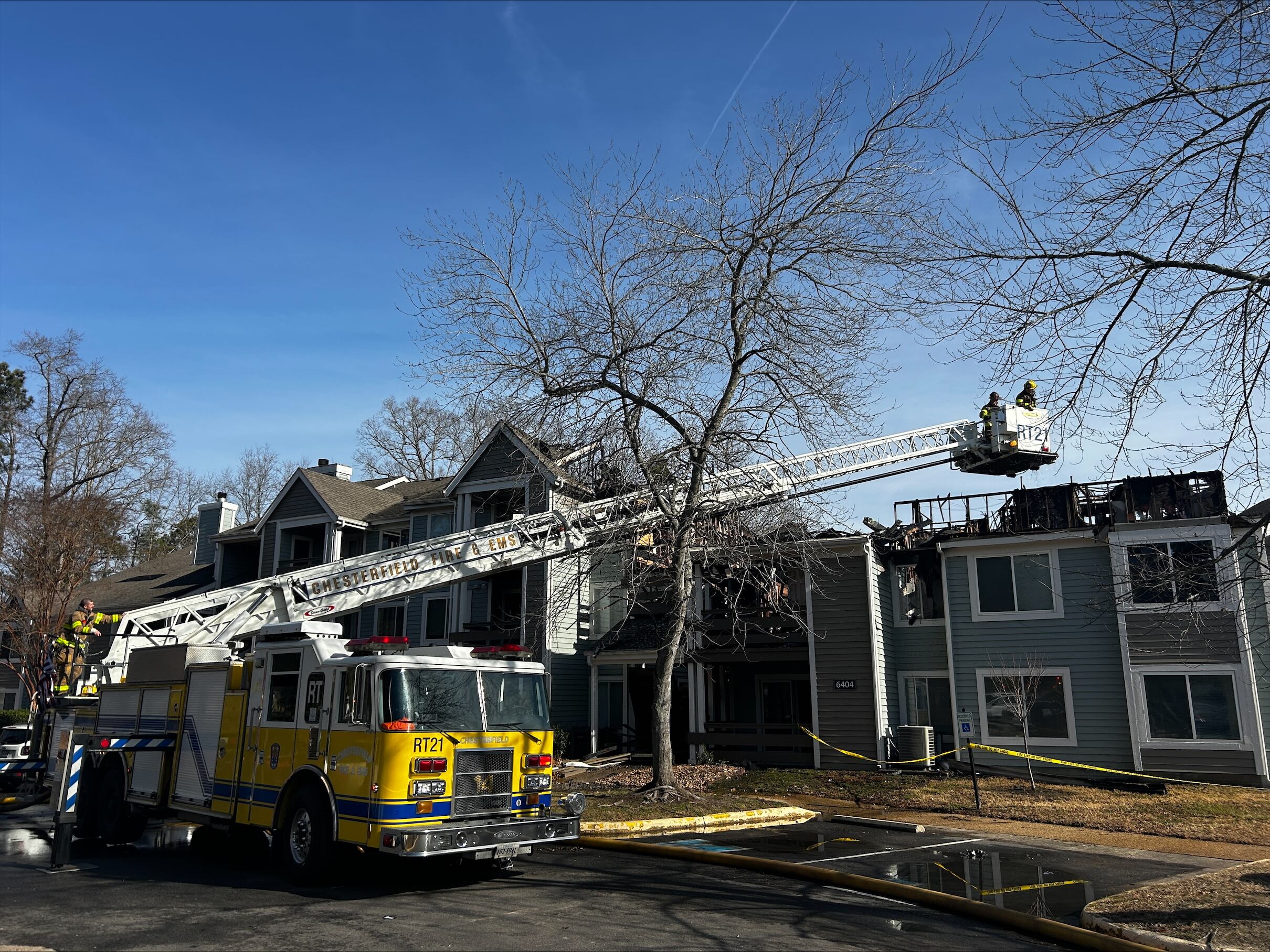 'Crazy how fast it spread': Witnesses describe 3-alarm fire leaving ...