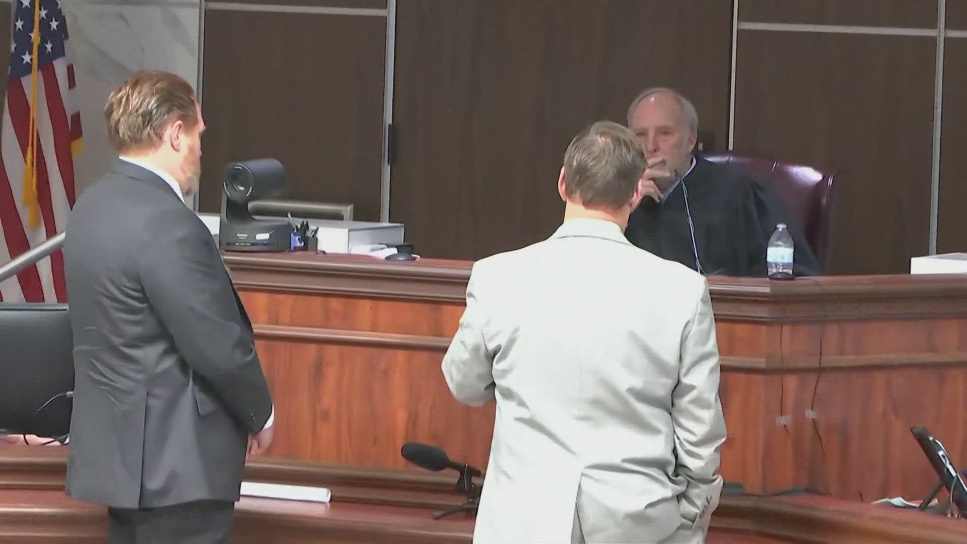 Testimony resumes in Uvalde school shooting trial