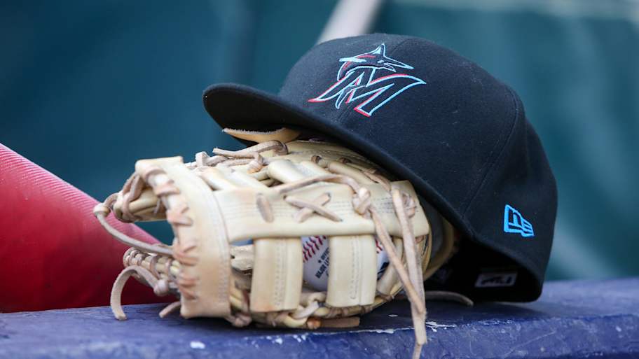 Marlins avoid arbitration with trusted 2025 bullpen arm