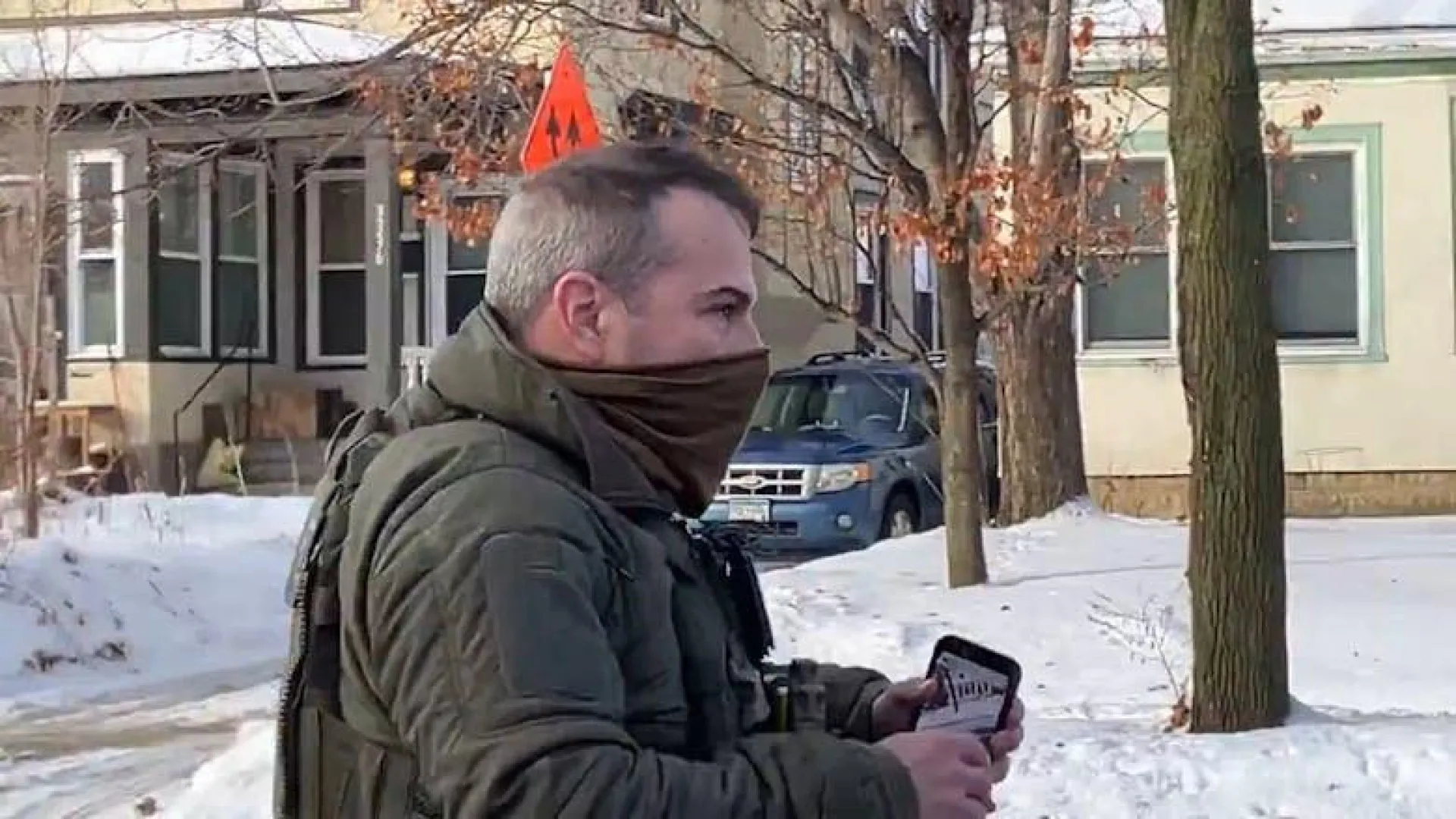 Agente do ICE que matou Renee Good terá sofrido hemorragia interna