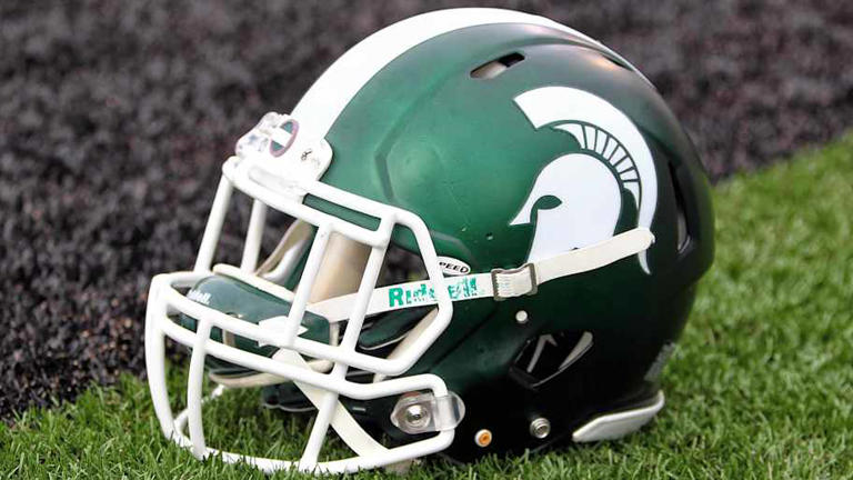 Iowa State offensive line target chooses Michigan State in transfer portal