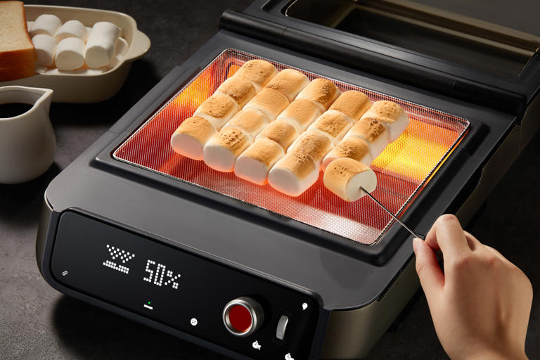 Cozytime debuts grill that uses light to cook four times faster than fire