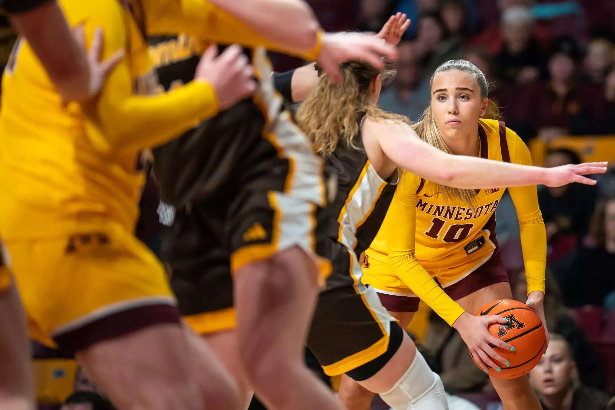 Gopher women return home to host Northwestern