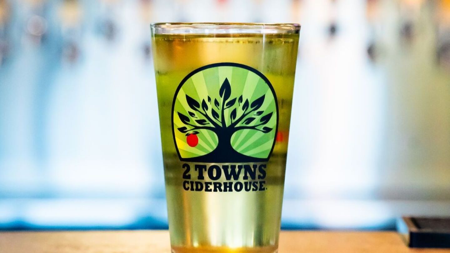 Oregon’s 2 Towns Ciderhouse snaps up Seattle Cider