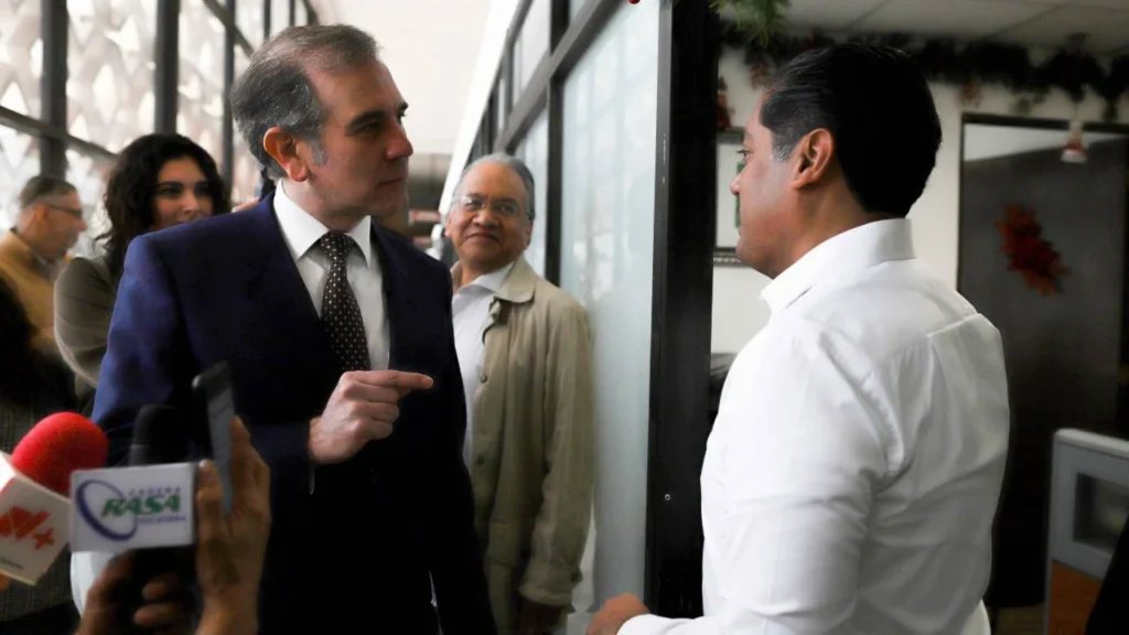 Sergio Gutiérrez Luna confronta a Lorenzo Córdova