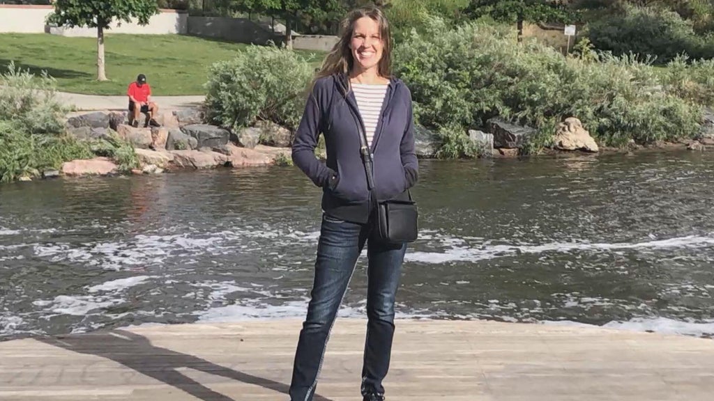 Missing CPS teacher Linda Brown seen on video leaving car, not ...