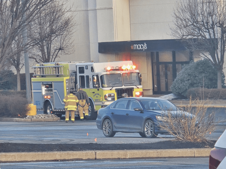 Viewmont Mall to reopen after gas leak evacuation