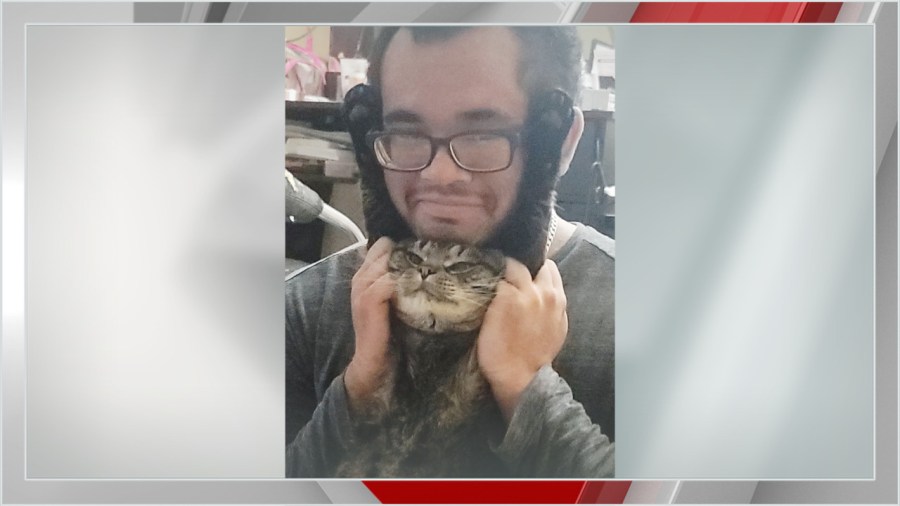 Victim in Des Moines stabbing dies, cousin charged with murder