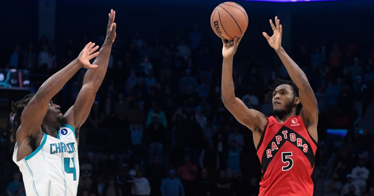 Immanuel Quickley hit a buzzer-beating three-pointer to down the ...