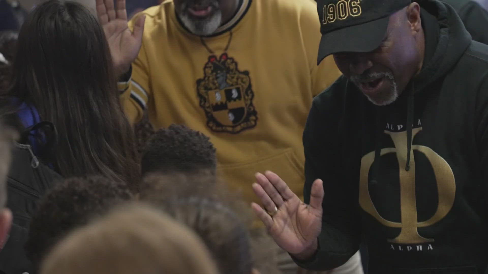 Flash Dads surprise students at Greathouse Shryock Elementary