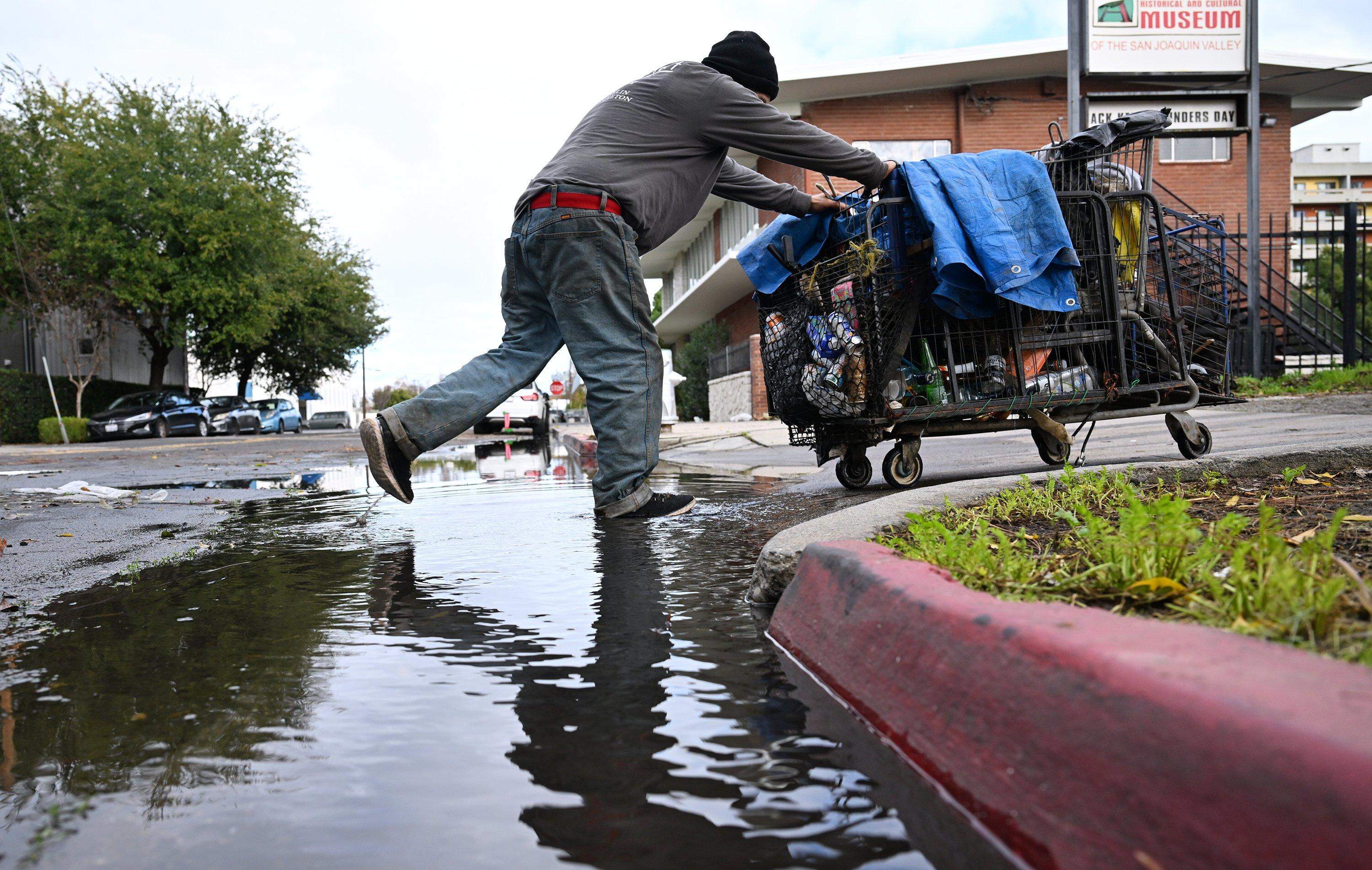 Fresno's anti-camping law lost first jury trial before city made it ...