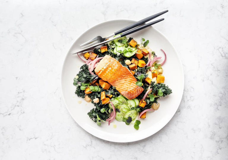 Should you follow the new food pyramid? 6 nutrition rules dietitians ...