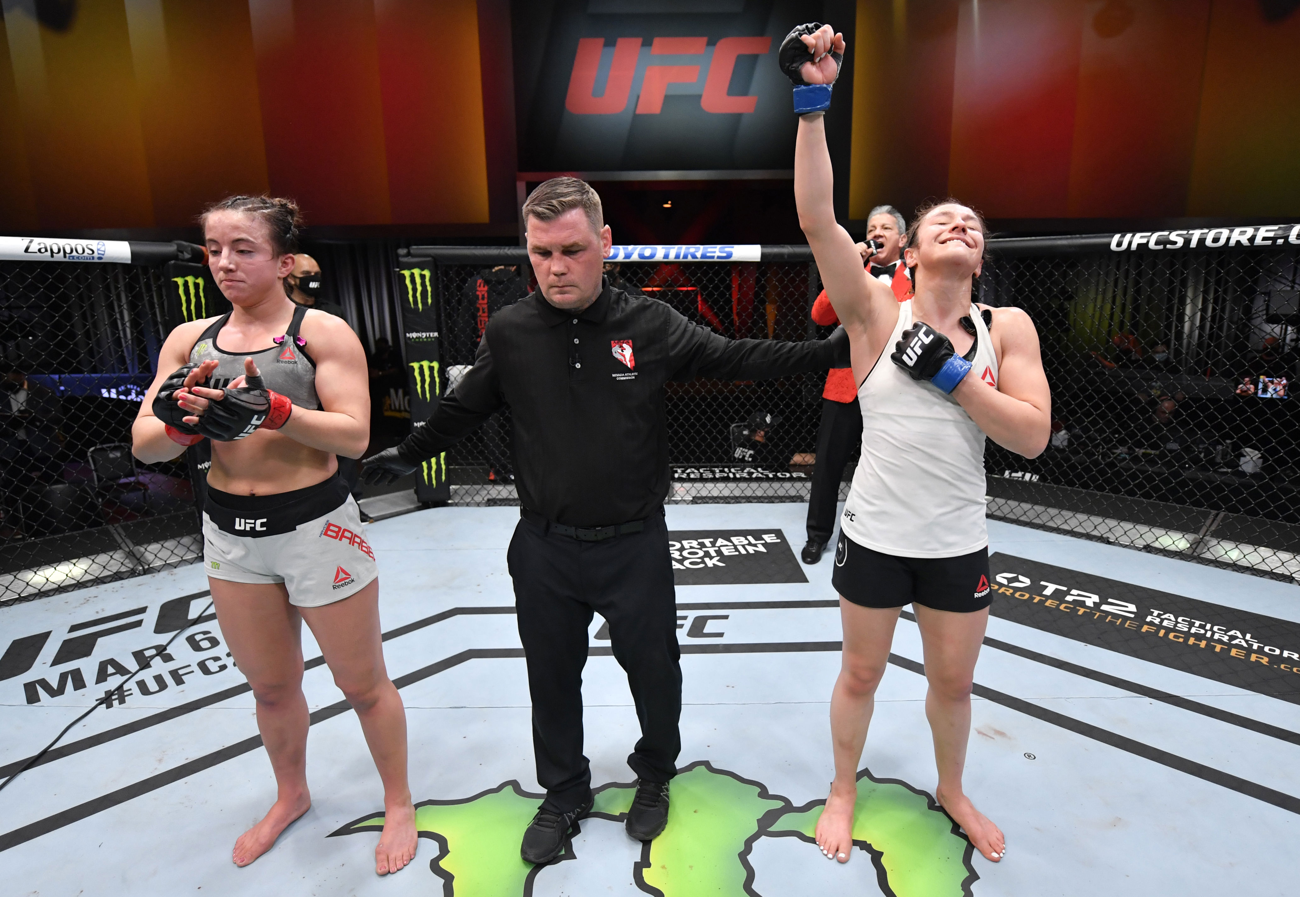 Rematch! Maycee Barber runs it back with Alex Grasso at UFC Seattle on ...