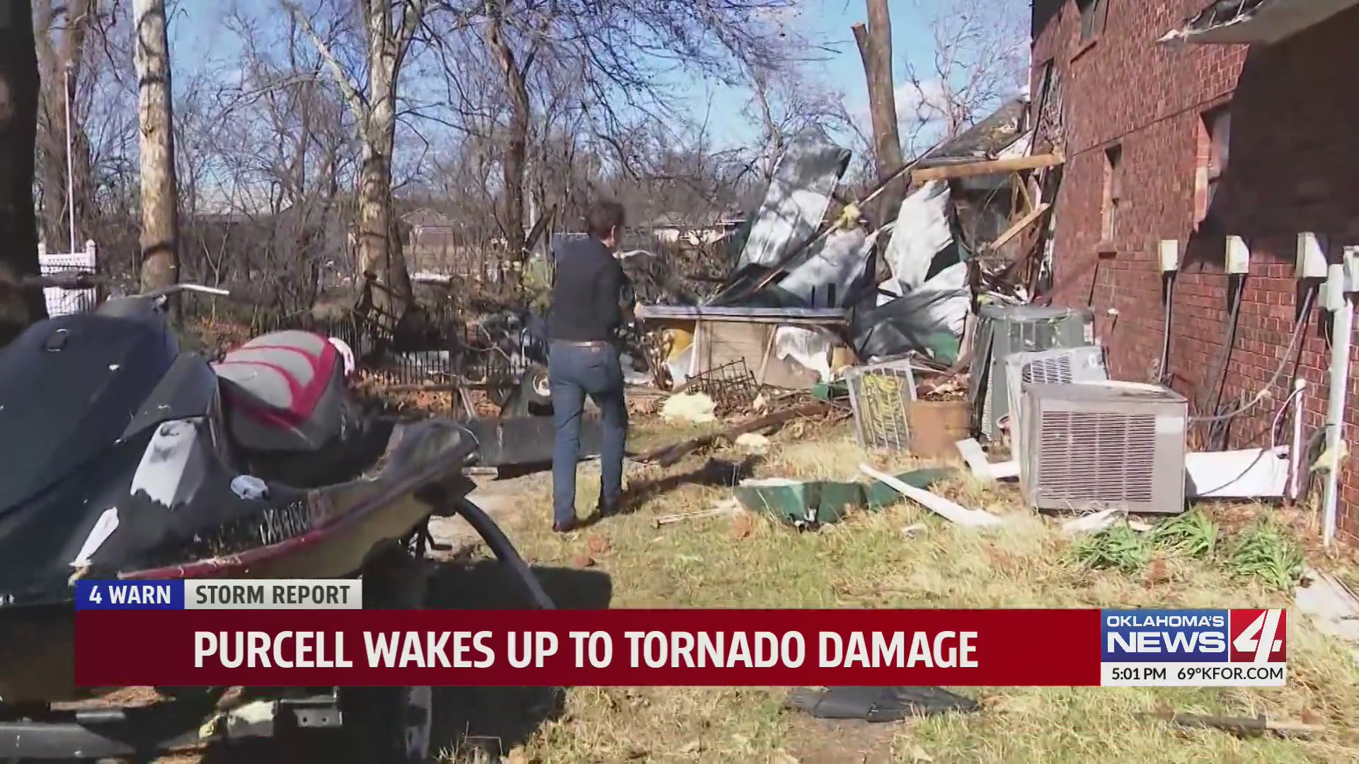 Purcell wakes up to tornado damage