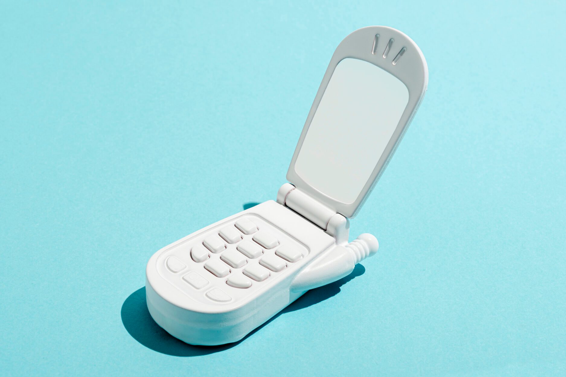 How long do phones really last? What it means to be obsolete