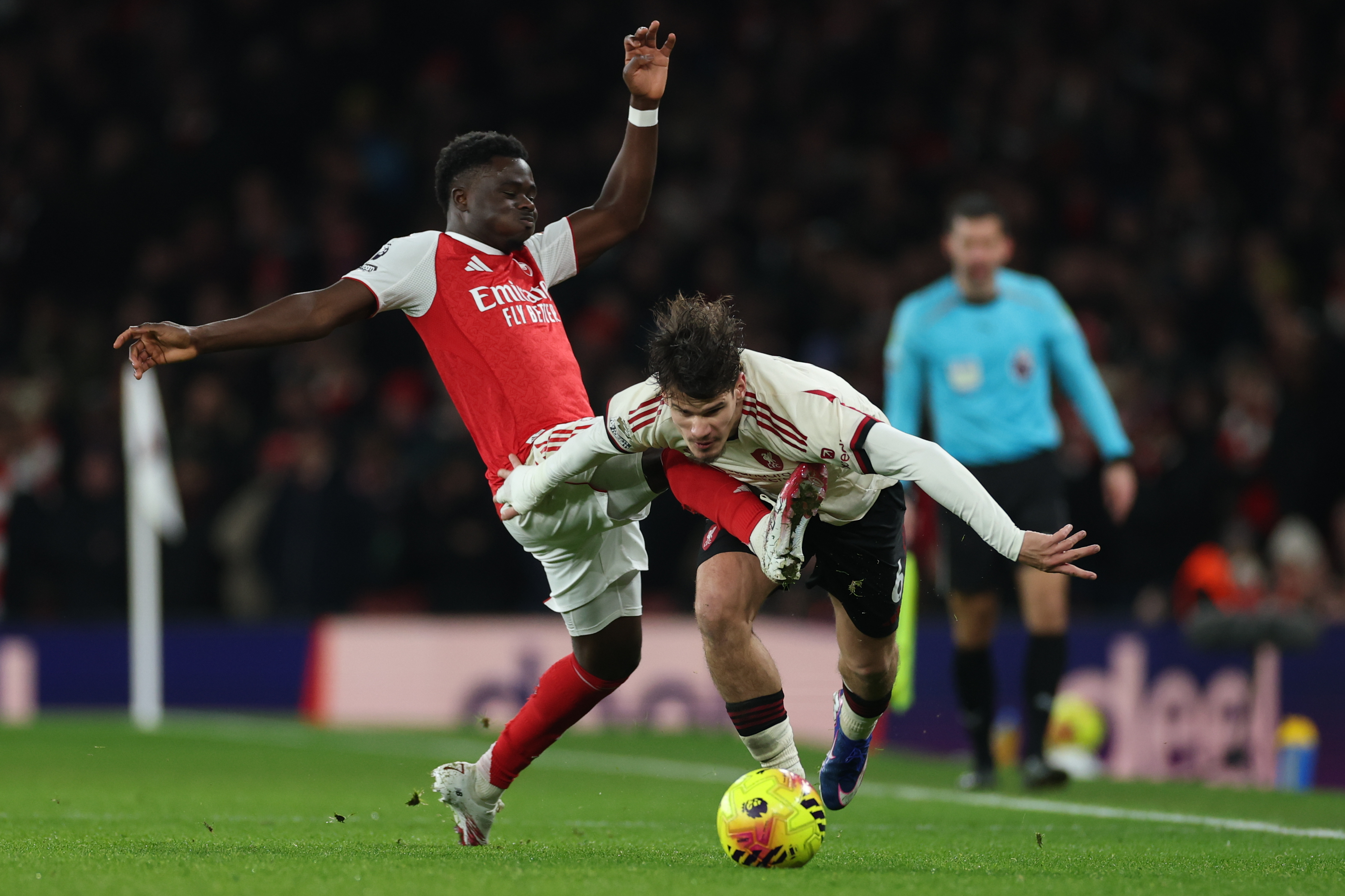 Arsenal held 0-0 by Liverpool to miss chance to pull 8 points clear in ...