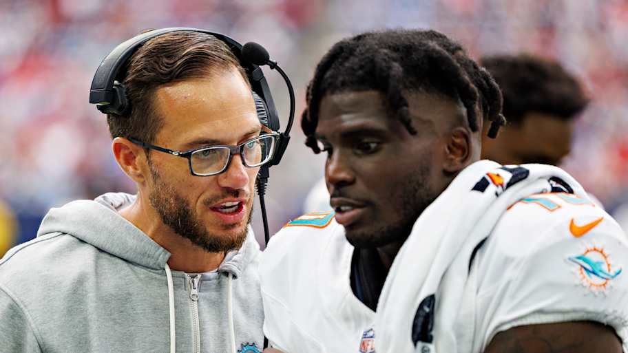 Tyreek Hill throws cold water on Mike McDaniel-to-Chiefs hype