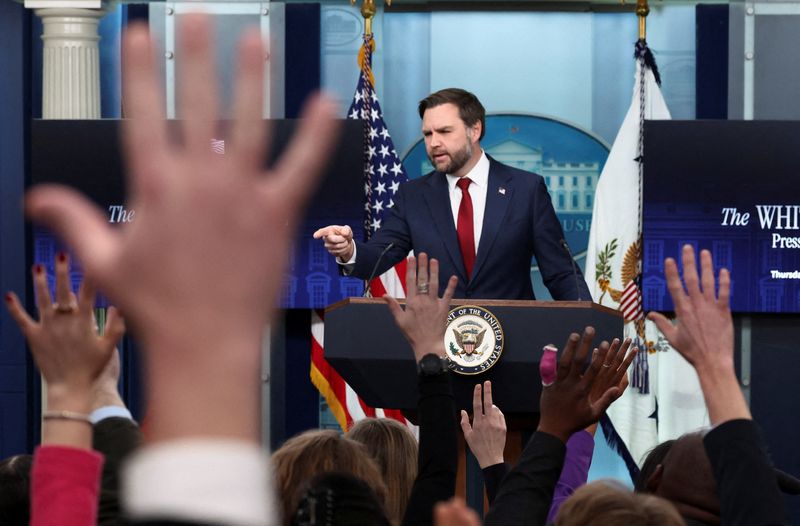 JD Vance takes lead in defending Minnesota ICE shooting, dares ...