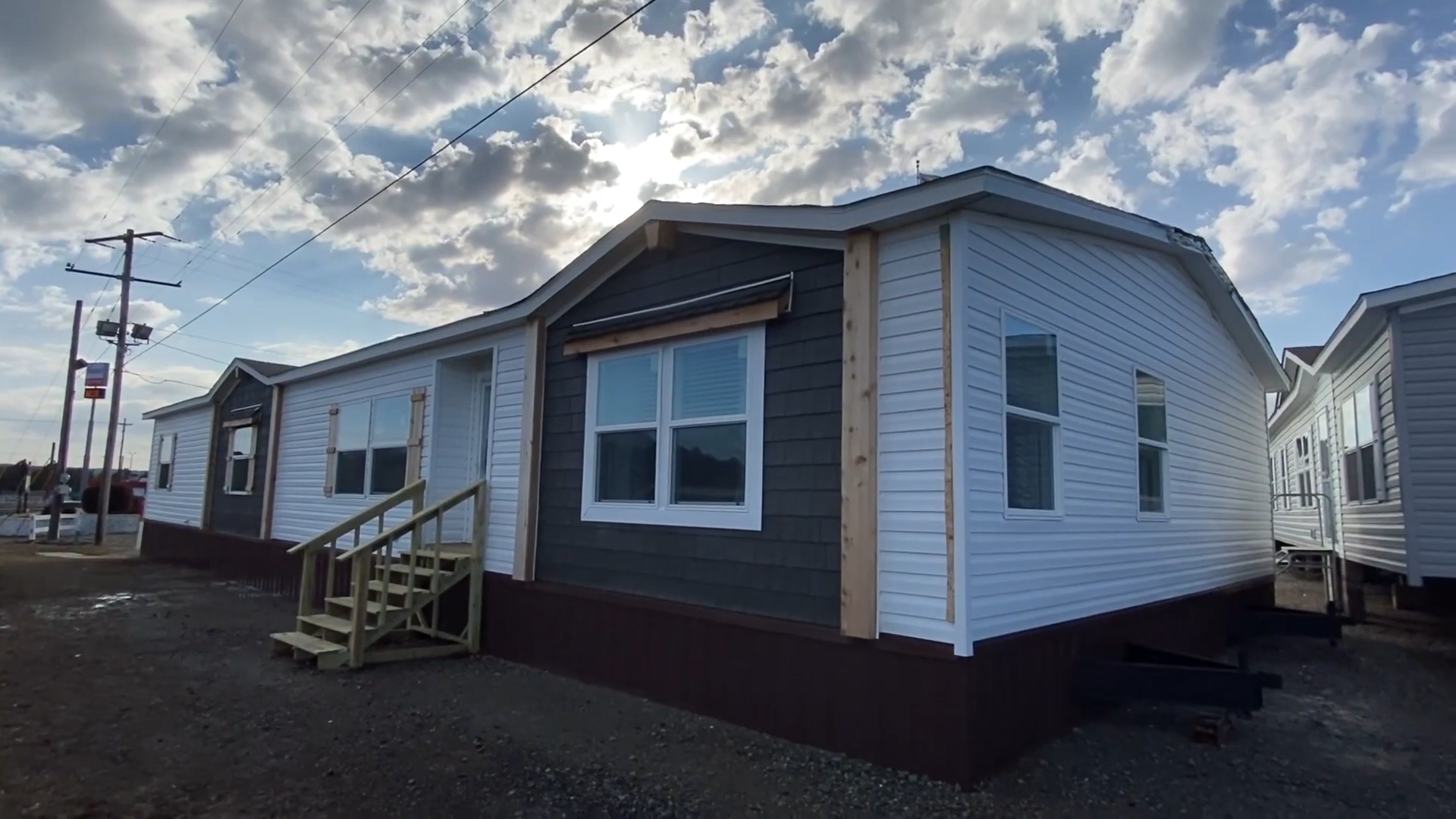 Commander by Clayton Homes | 4 bed, 3 bath mobile house tour