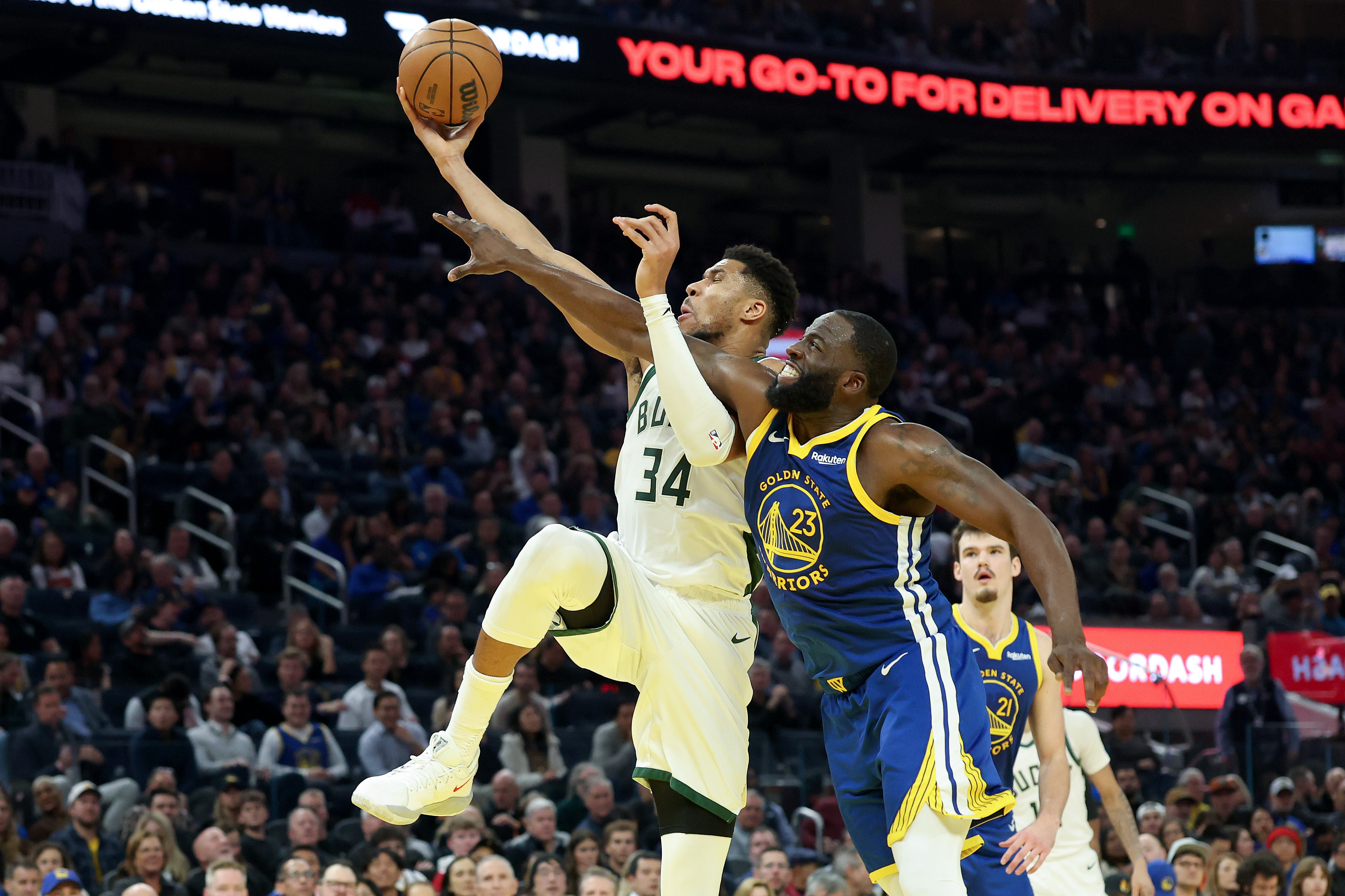 Dub Hub: Draymond Green calls it an 'honor' to guard Giannis Antetokounmpo