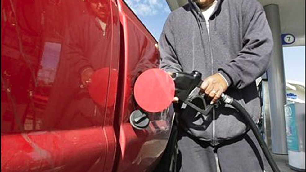 Nevada gas prices drop as national average hits lowest in years