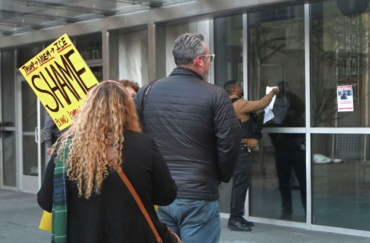 Protests unfold in CT after ICE shooting in Minneapolis: Live updates